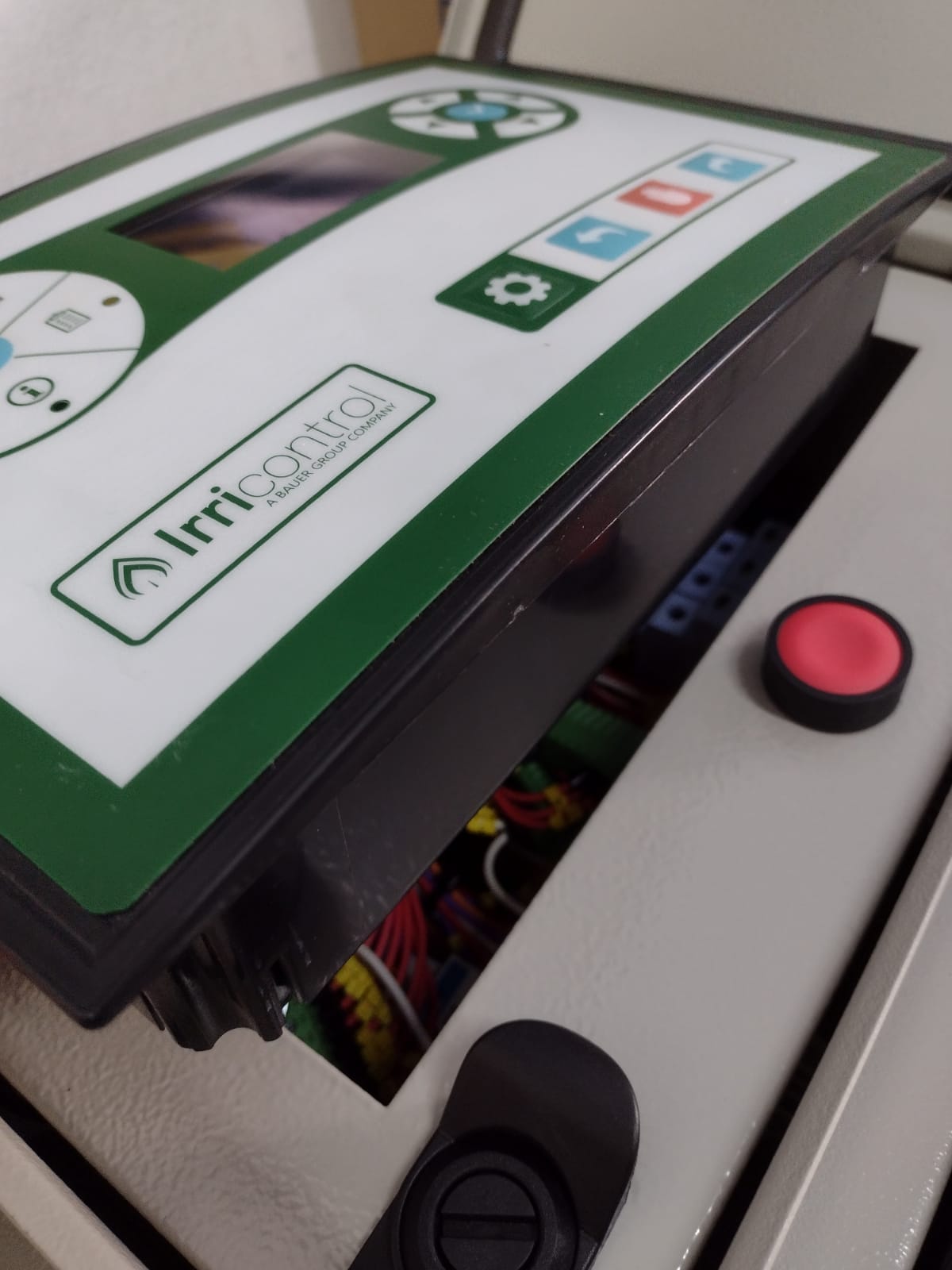 How to install a Controller? – Irricontrol Knowledge Base